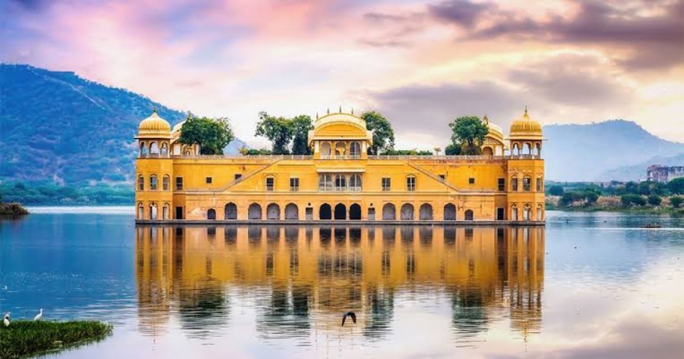 Jal Mahal: The Epitome of Rajputana Heritage