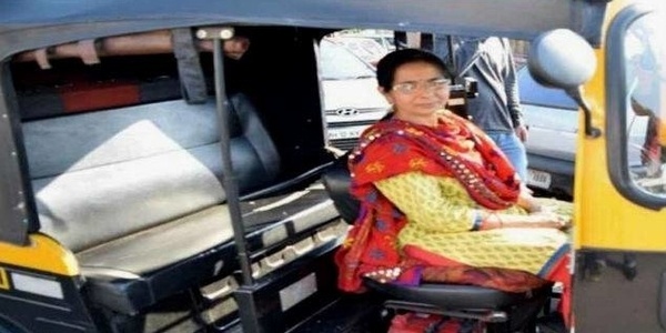 Break the Barriers Says India’s First Lady Autorickshaw Driver